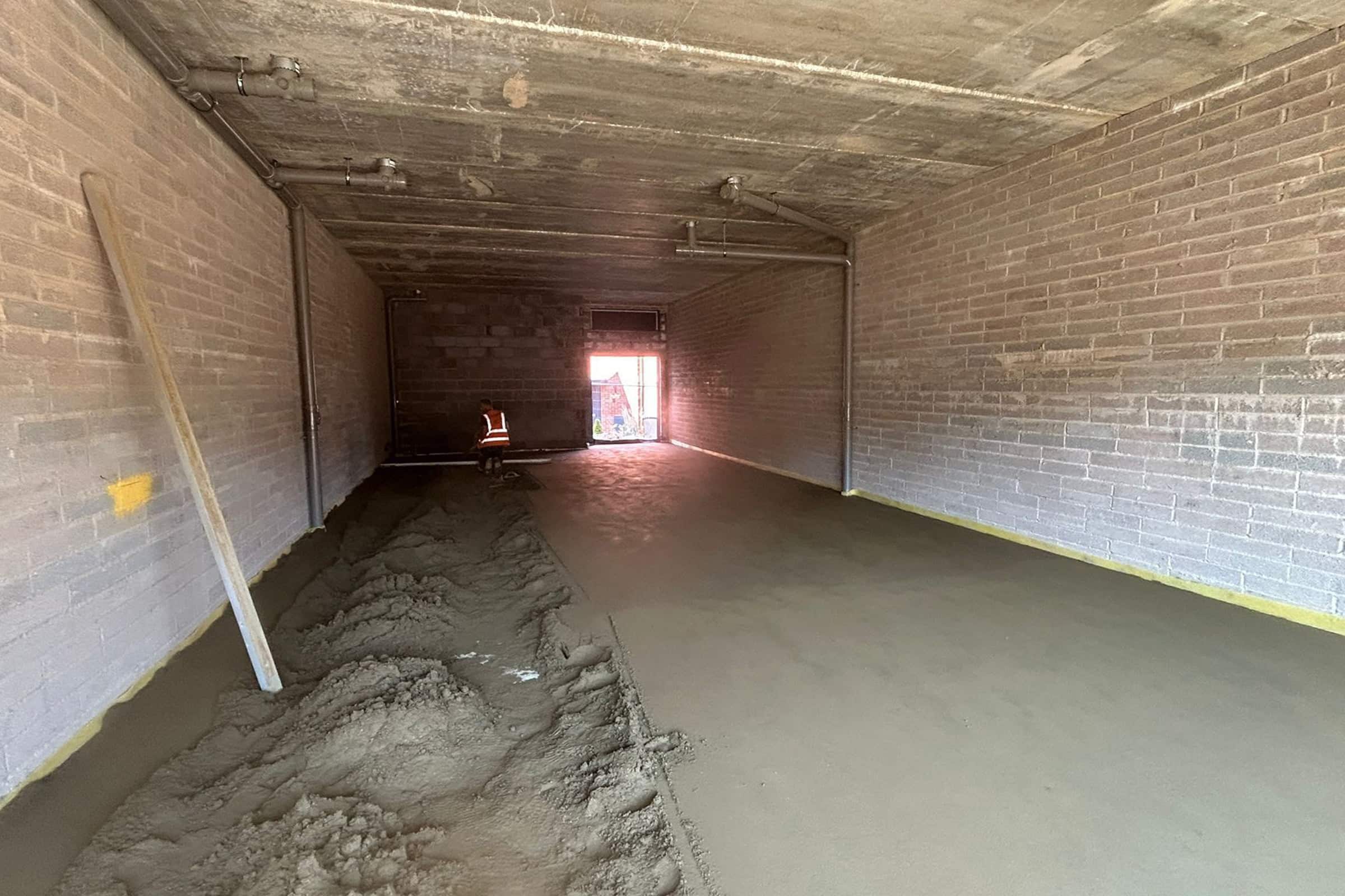 Floor screed Wellingborough - 2000㎡ polymer reinforced screed at ...